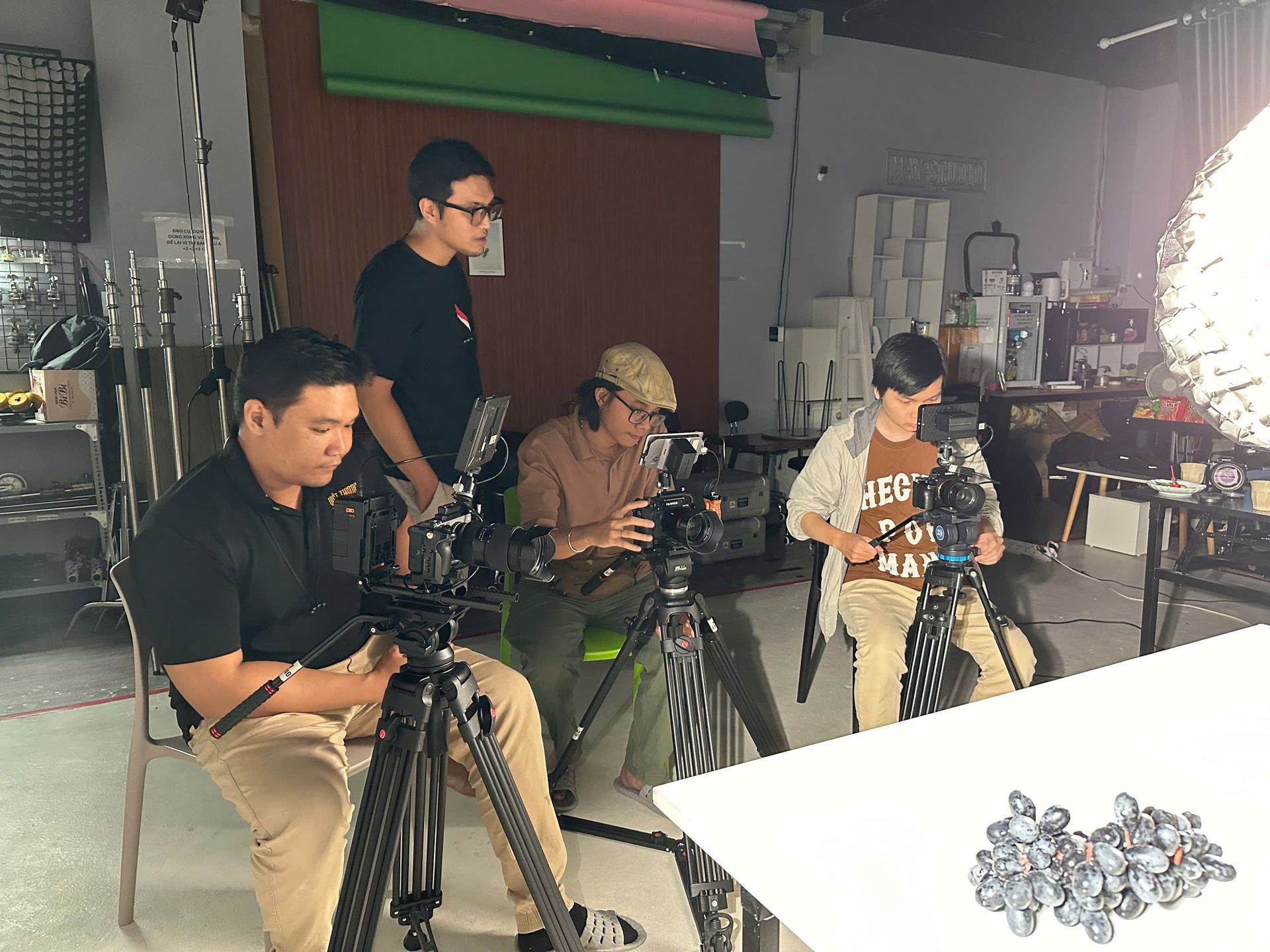 khoá HỌC LÀM PHIM | MAY STUDIO BY KIRO ĐINH